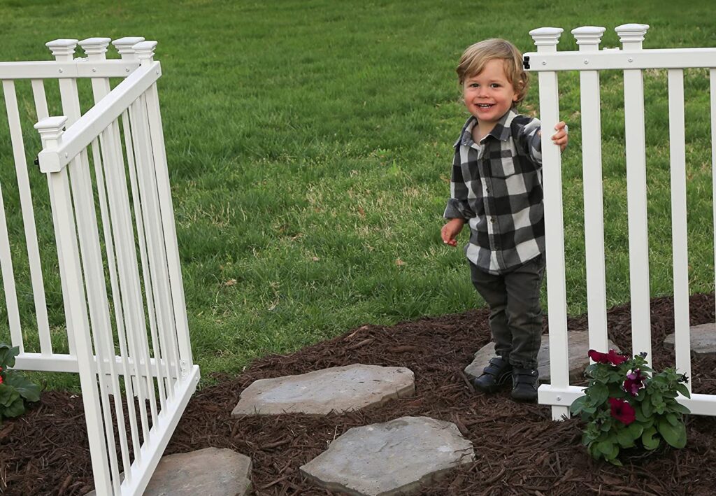 11 Rustic Farmhouse Gate Ideas That'll Make Your Home the Star of the ...
