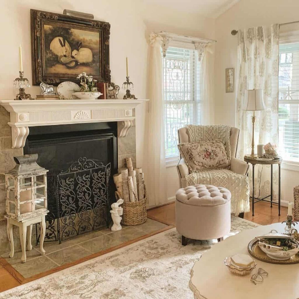 7+ French Country Ideas to Infuse Your Farmhouse Living Room with ...