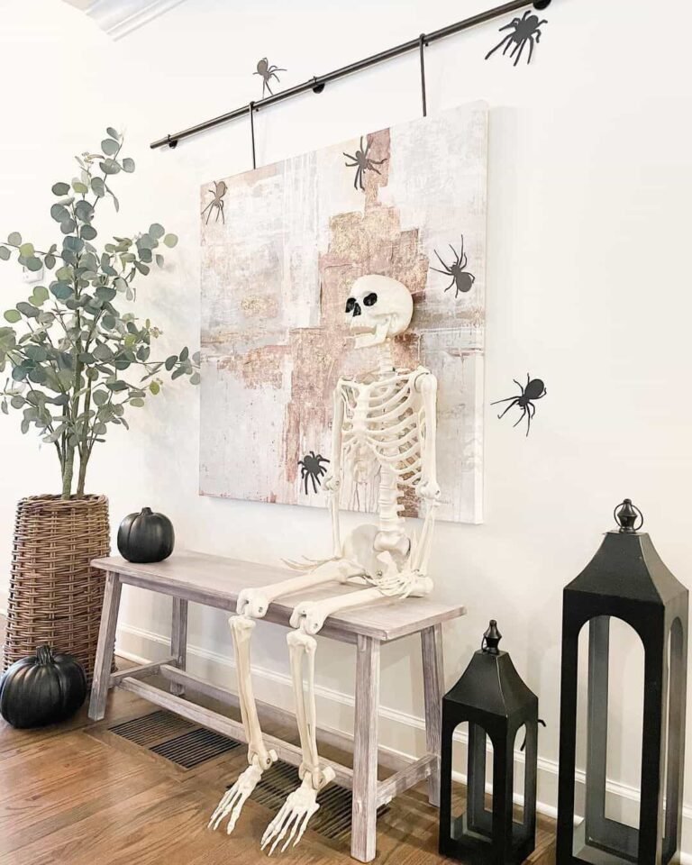 7+ Terrifying Skull Halloween Decor Ideas to Spook Your Farmhouse ...