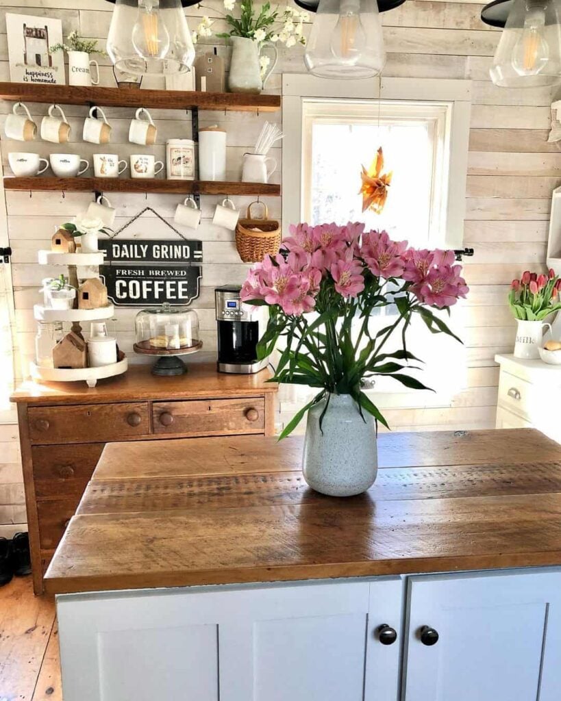 7+ Eye-Catching Farmhouse Kitchen Countertop Décor Ideas