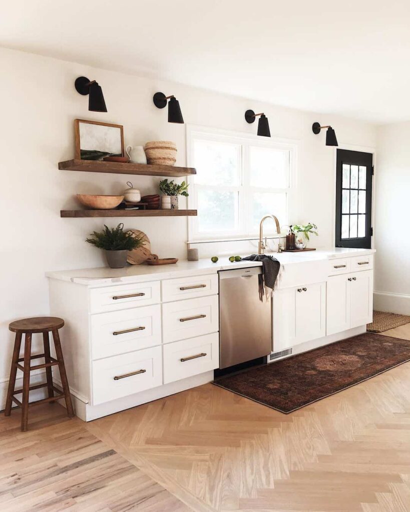 7+ Clever Kitchen Shelf Decor Ideas for Your Rustic Farmhouse Kitchen ...