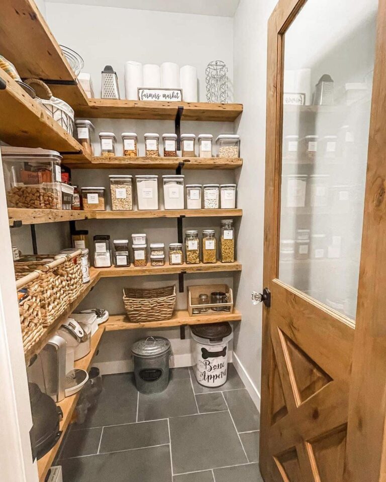 7+ Walk-in Pantry Ideas Perfect for Farmhouse Kitchen Organization – My ...