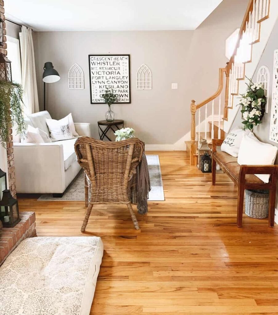 7+ Warm Greige Farmhouse Living Room Ideas to Inspire Your Rustic ...