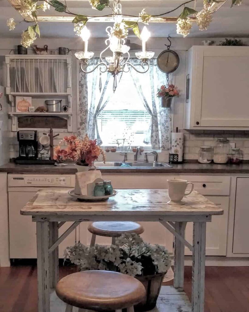 7+ Rustic Farmhouse Kitchen Design Ideas for Homely Family Gatherings ...