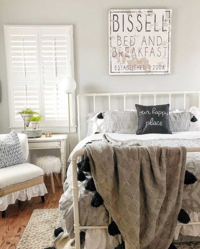 7+ Tranquil Farmhouse Cottage Bedroom Ideas for a Peaceful Haven – My ...